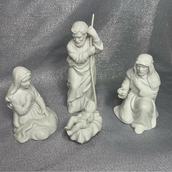 Avon Nativity Collection | Holiday | Vtg Avon White Nativity ...